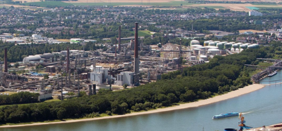 World’s Largest Hydrogen Electrolysis in Shell’s Rhineland Refinery ...