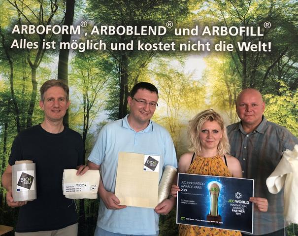 TECNARO mit Bio4Self EU Projektpartnern auf Weltleitmesse JEC World ...