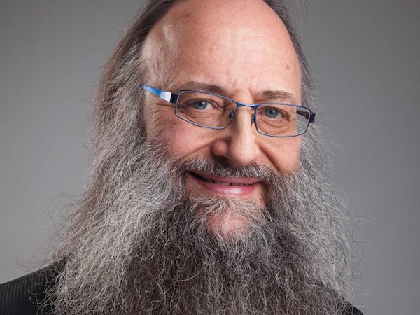 Michael Carus: “We need a future-oriented renewable carbon strategy ...