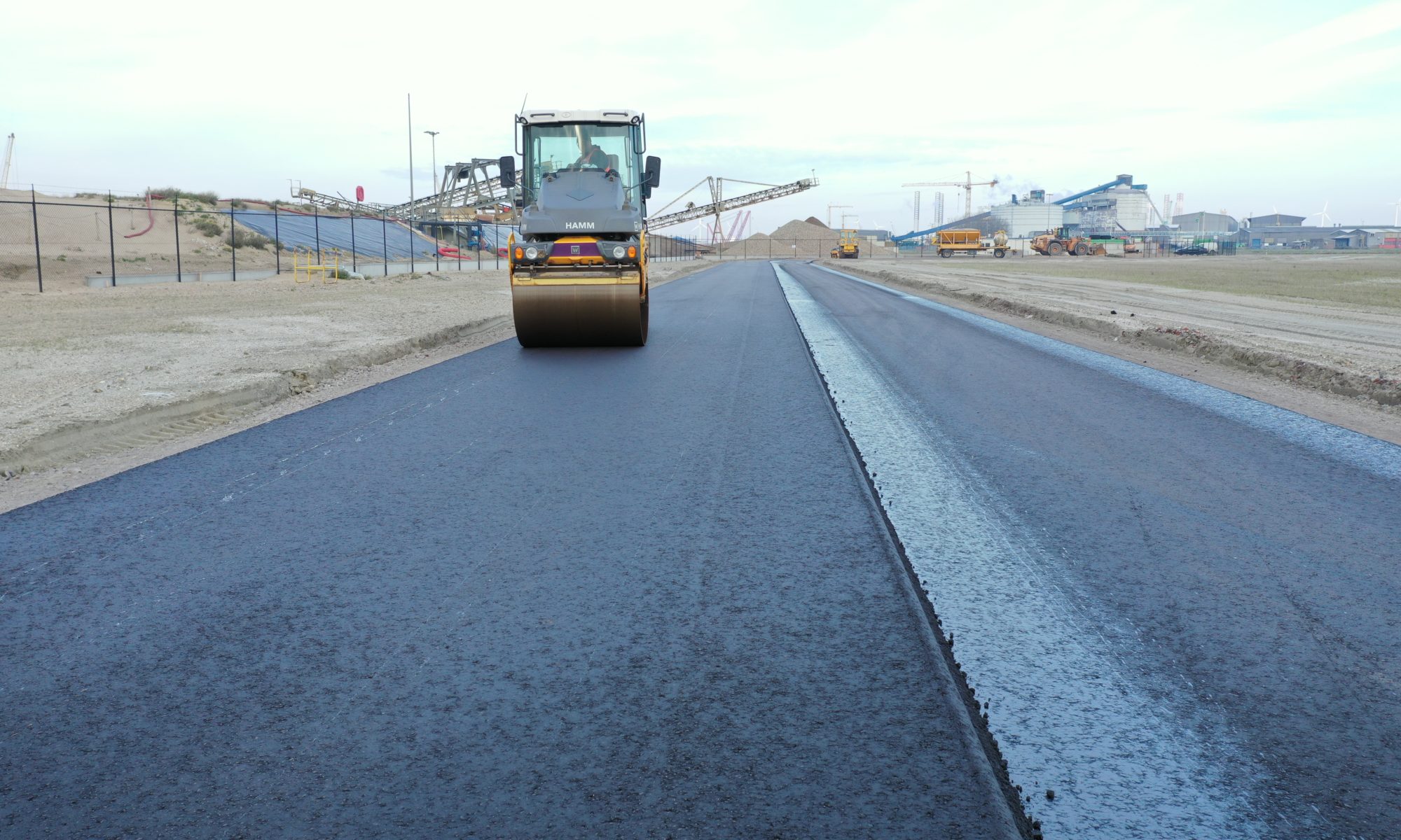 World first: Bio-asphalt road in Vlissingen put into use - Renewable ...