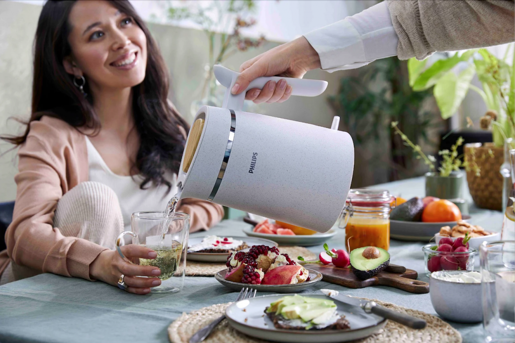 Philips unveils new Eco Collection kettle and toaster made from ...