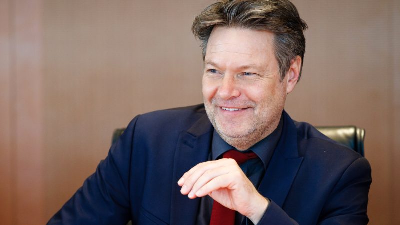 Berlin kicks off €23 billion green industry subsidy scheme - Renewable ...