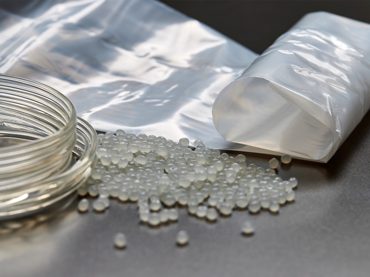 Innovative plastic film material made from PLA bioplastic - Renewable ...