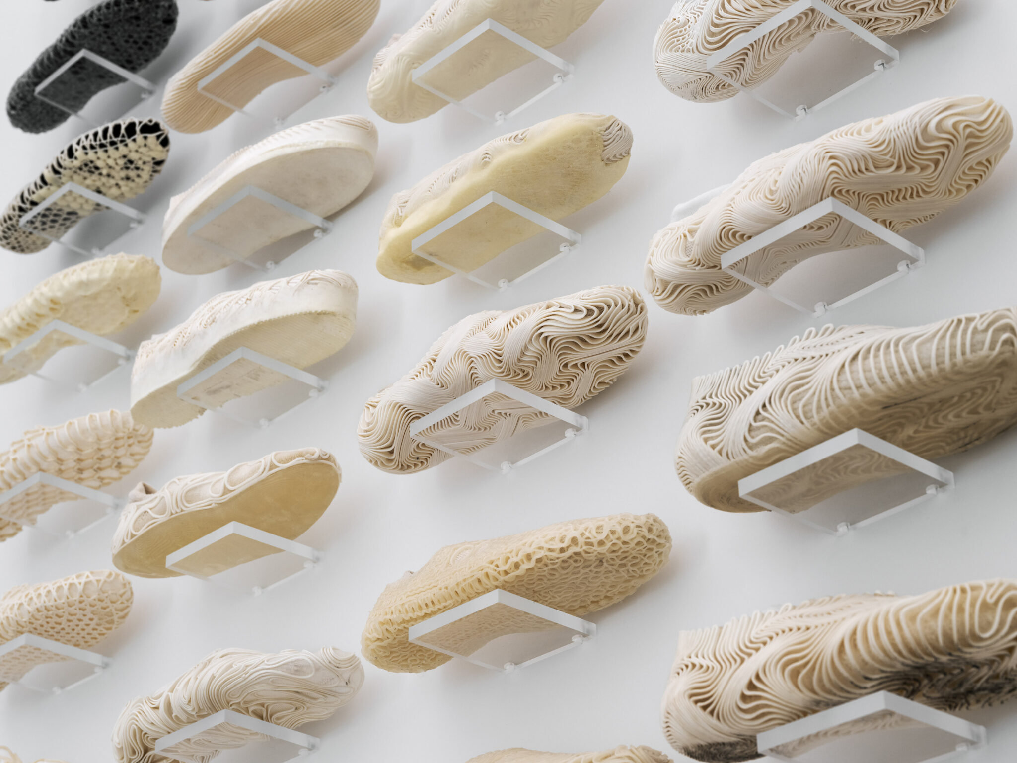 OXMAN Unveils the O° Shoe - a 100% Biodegradable Shoe made without ...