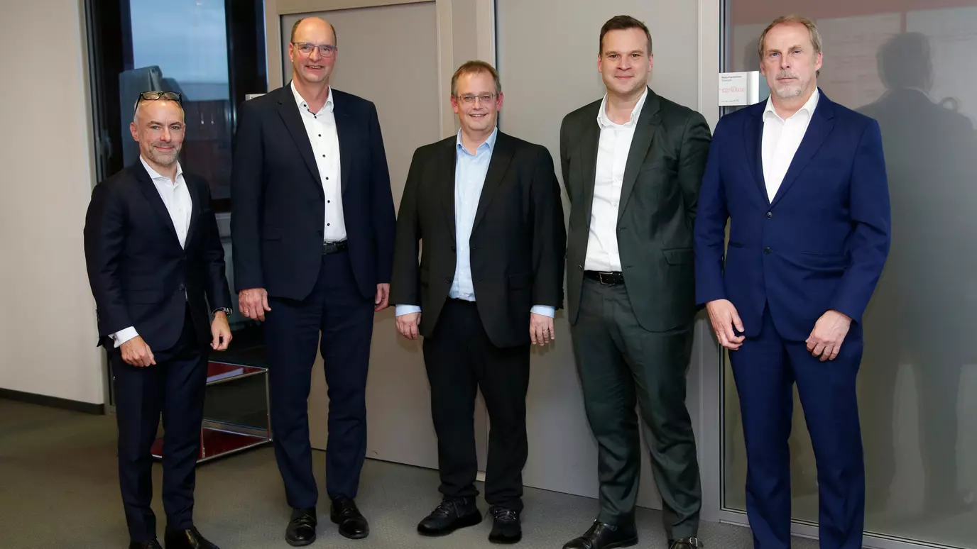 Oerlikon Barmag and Evonik – strategic partnership in the growing ...